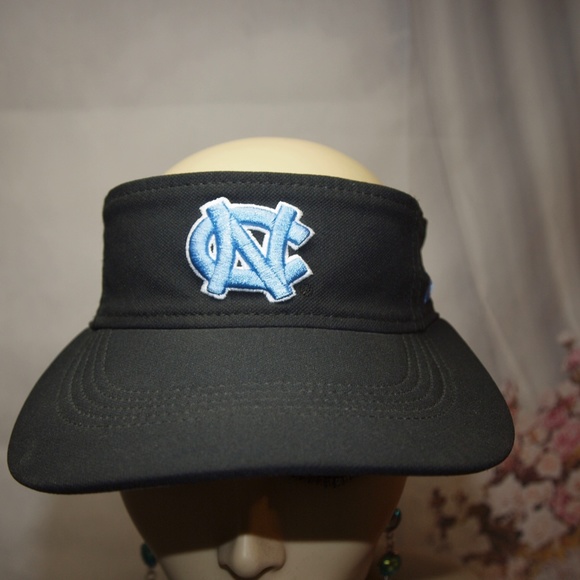 Nike | Accessories | Nc Tar Heels Visor Nike North Carolina Drifit ...